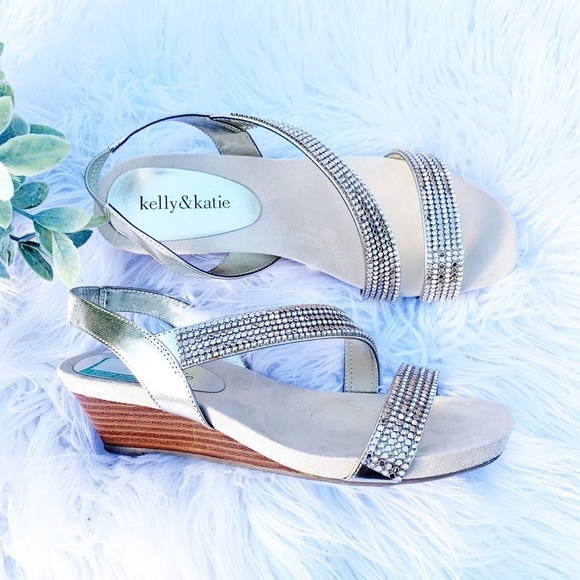 Kelly & Katie | Shoes | Kellykatie Sandals | Poshmark